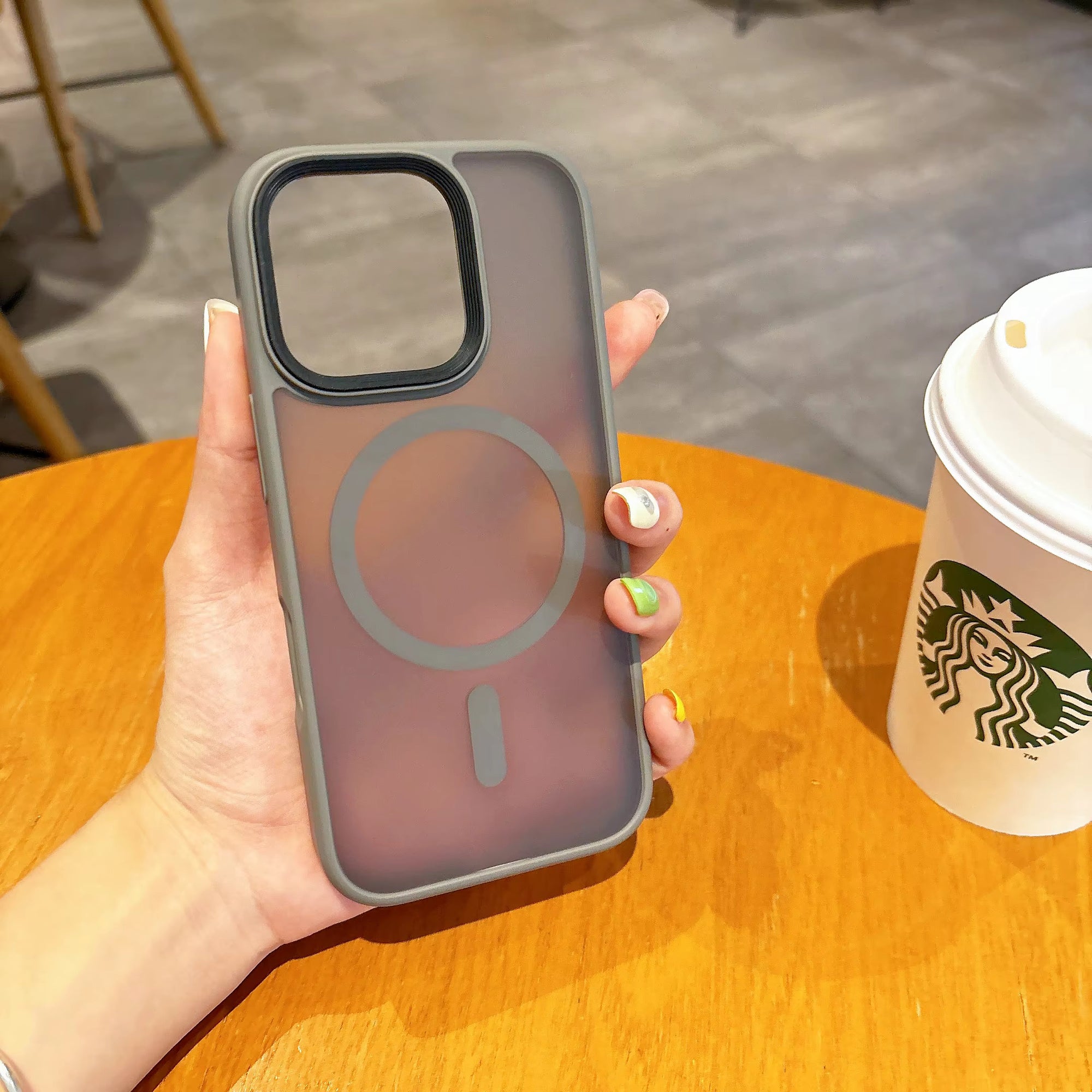 iPhone 16 Series : Premium Frosted Case with Camera Protection